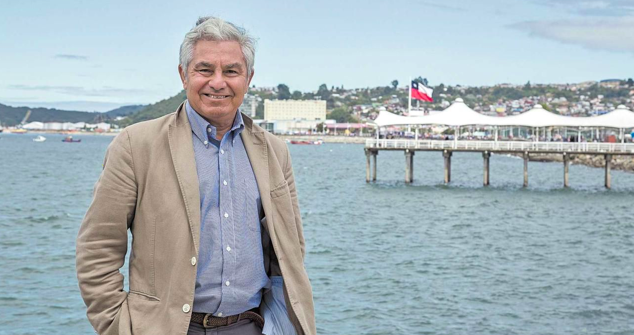 Entrevista a presidente de SalmonChile: "Si seguimos operando no veo ...